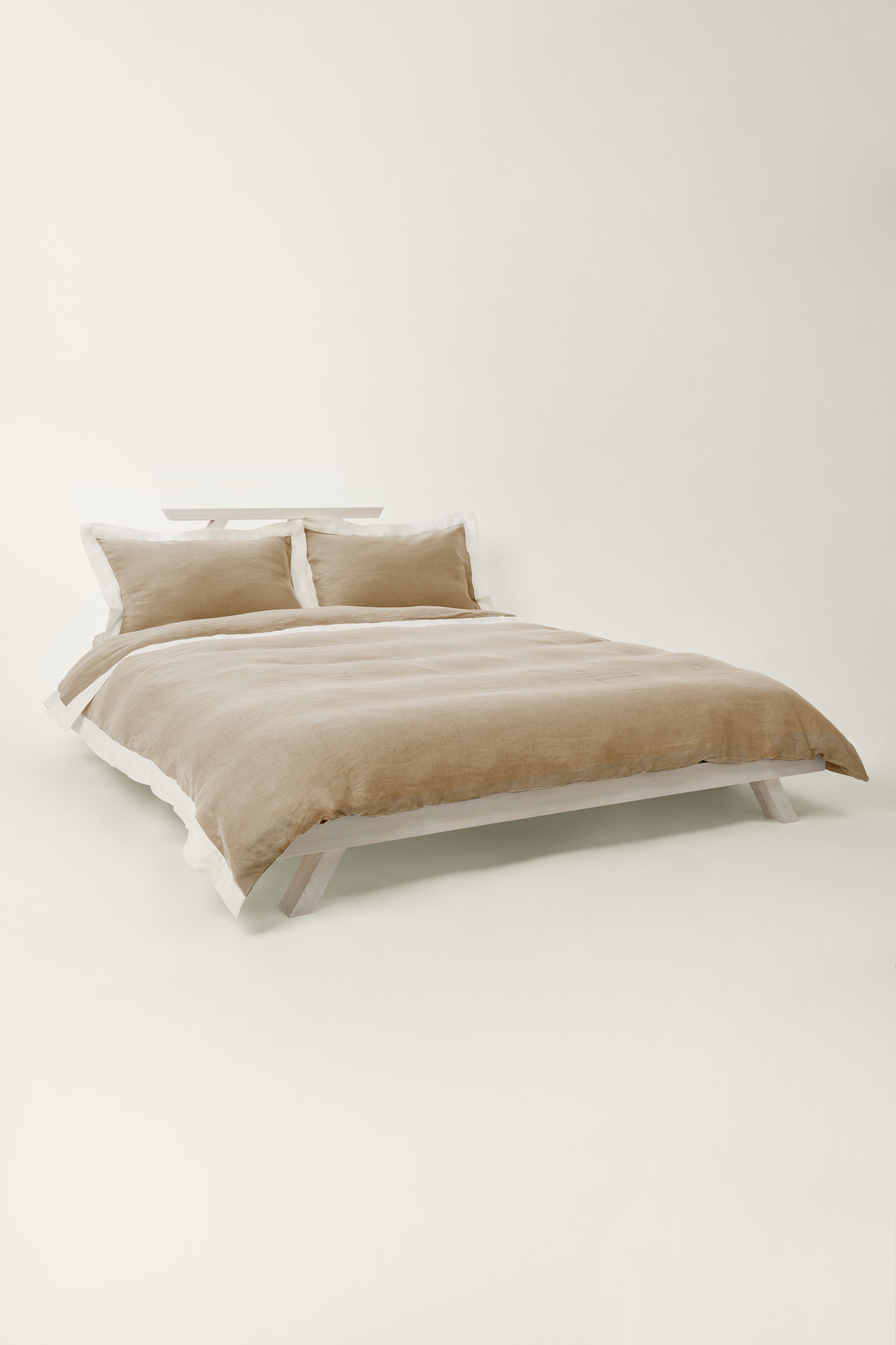 Natural Linen Duvet Cover | Luxury Duvet Covers – JORO
